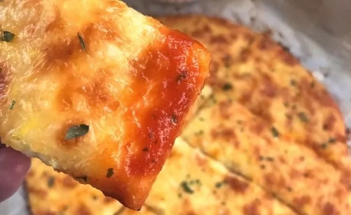 KETO Cheesy Garlic "Breadsticks" (4 Ingredients) 1
